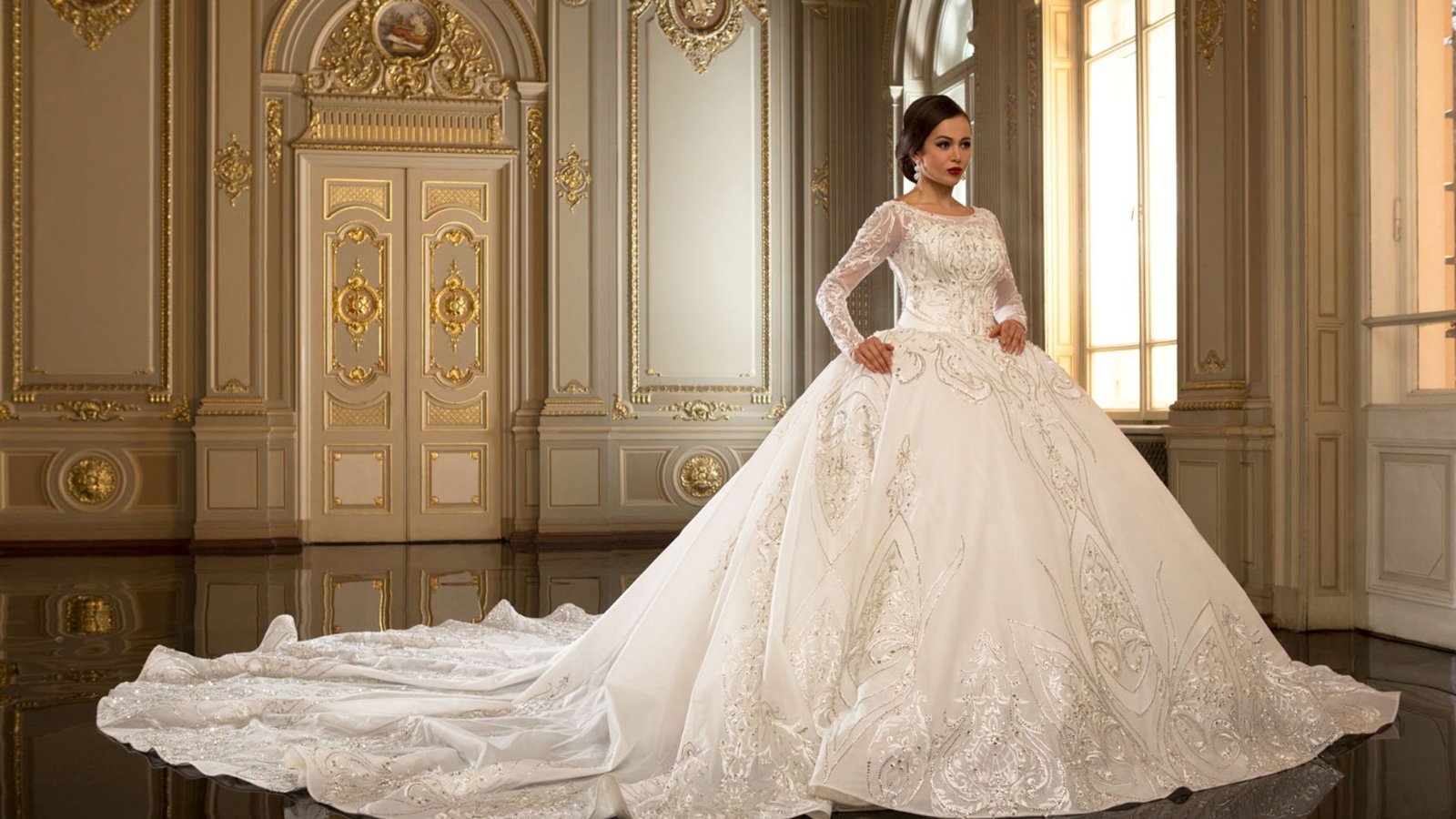 What Makes a Wedding Dress Tailor Stand Out?